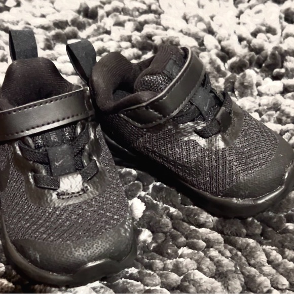 Nike | Shoes | New Black Nike Infant Sneakersshoes Size 3c | Poshmark